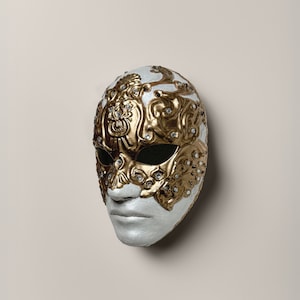 Eyes Wide Shut Bill Harford and Mandy Feathers Mask - Couple Masks ...