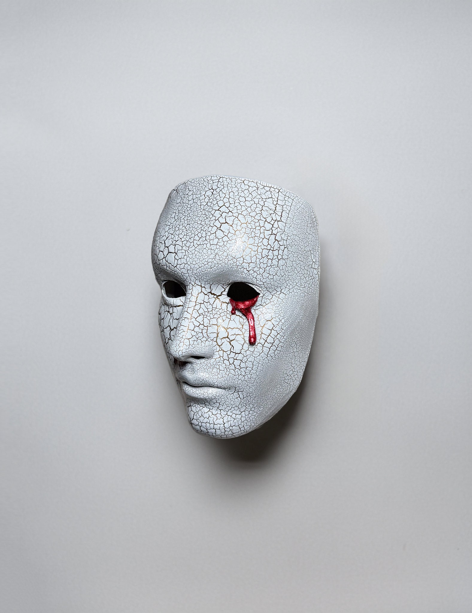 Blood Crying Venetian Mask - Bloddy Eye - Cracking Face Pattern - White ...