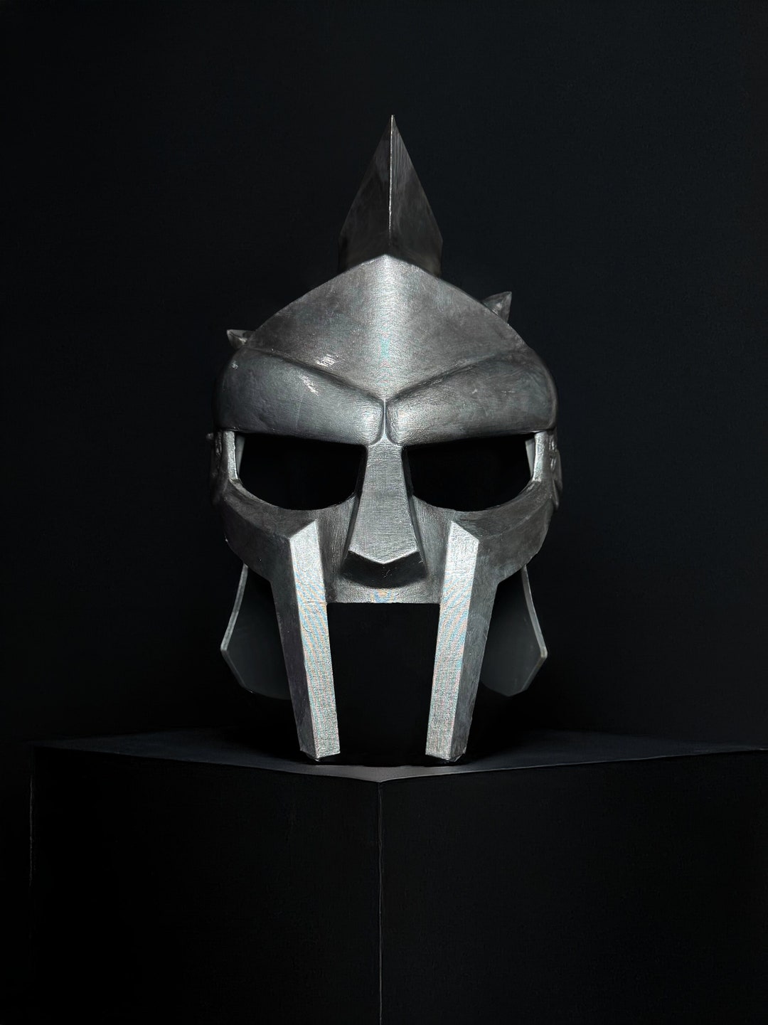 Handmade Gladiator Mask: Ancient Roman Helmet, Greek Roman Armor ...