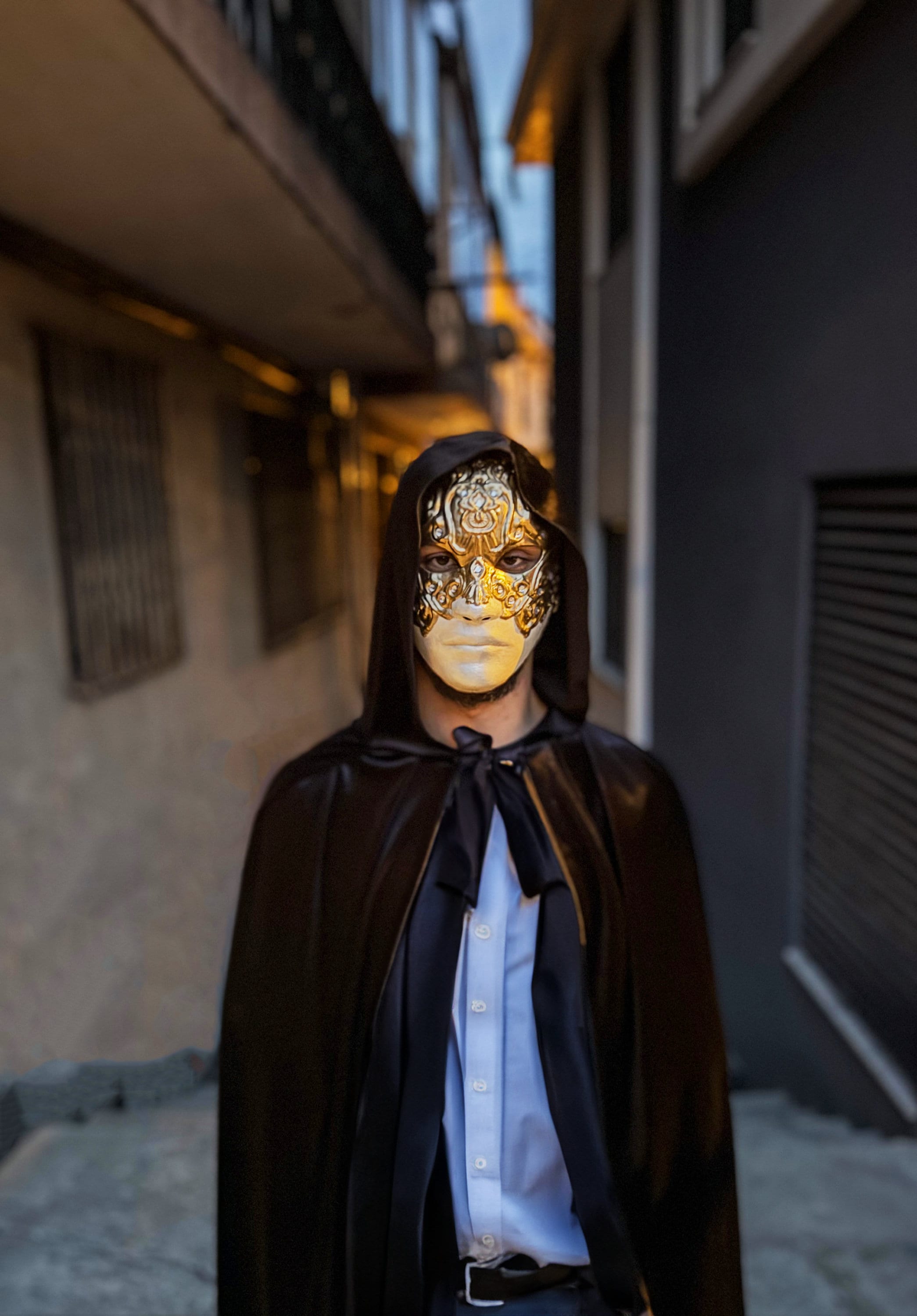 Eyes Wide Shut Mask Original Pattern - Detailed Bill Harford Design ...