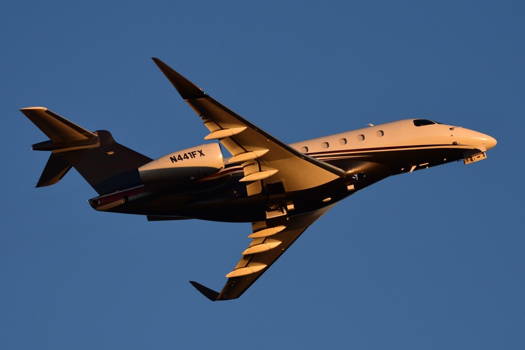 An Embraer Praetor 500 Dawn Takeoff [digital Print] - Etsy