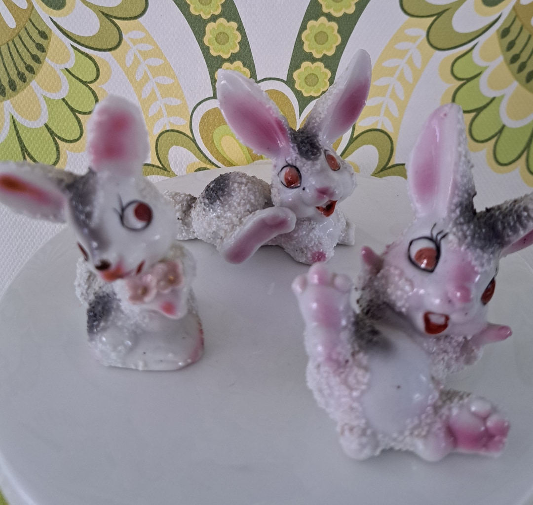 Set of 3 Adart Bunny Rabbits. Spaghetti Ceramic Bubble Figurines ...