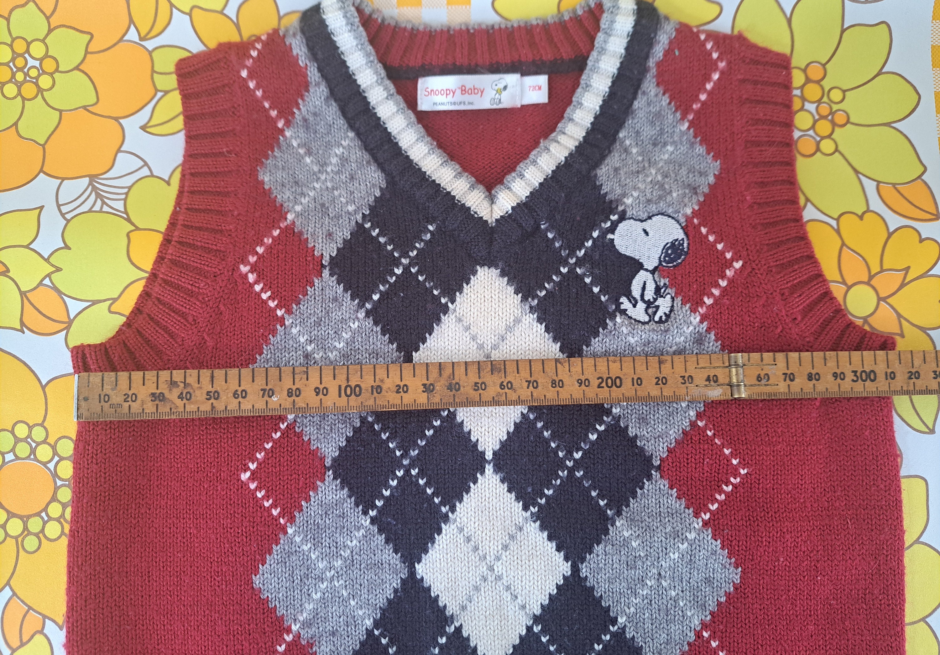 Vintage Boys Knitted Snoopy Vest. Size AU4 Child's Woolen Sleeveless ...