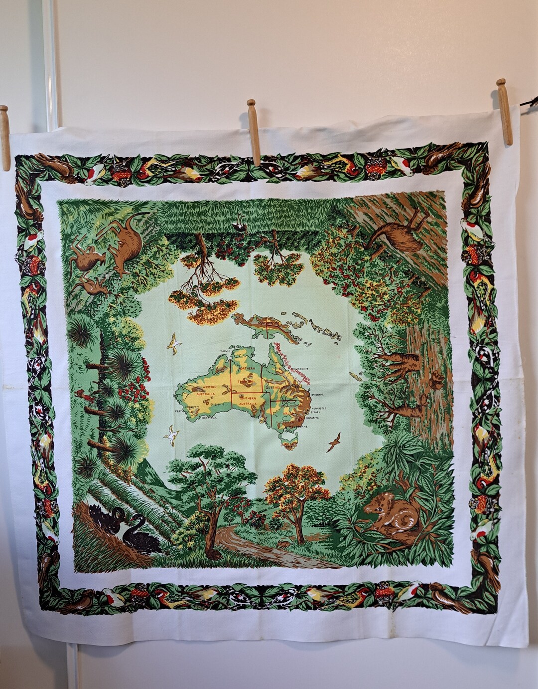 Small Square Vintage Tablecloth Australian Souvenir Map of - Etsy