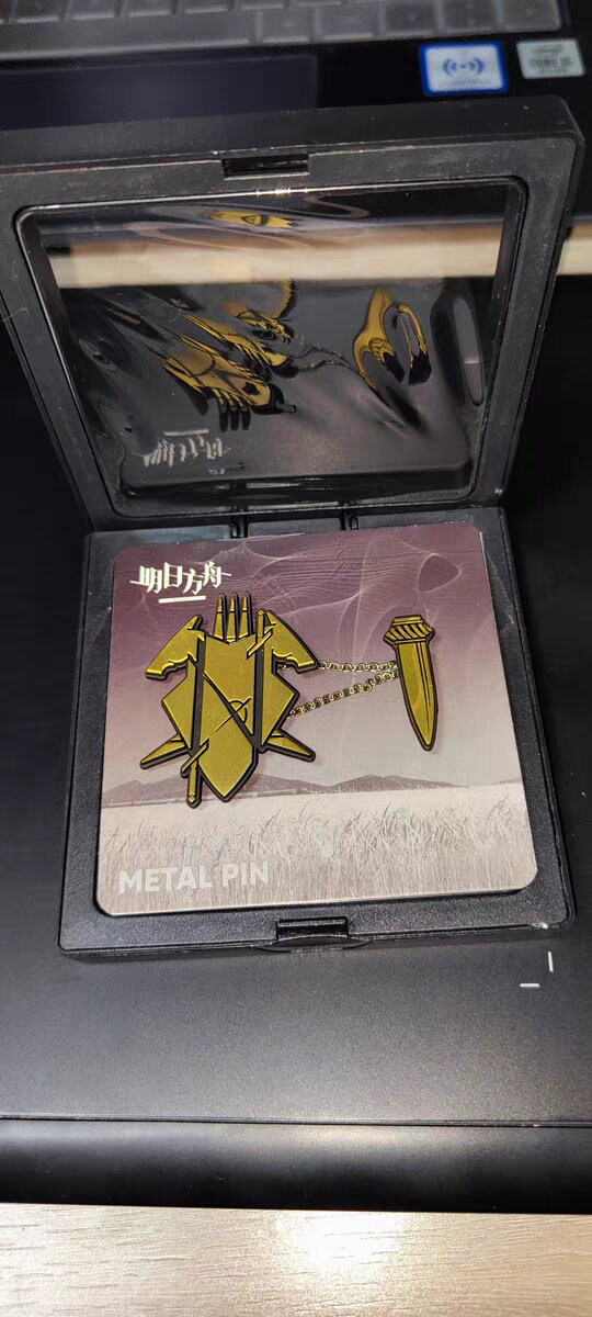 Arknights Collar Pin Nearl Family Crest Collar Pin Młynar - Etsy Canada