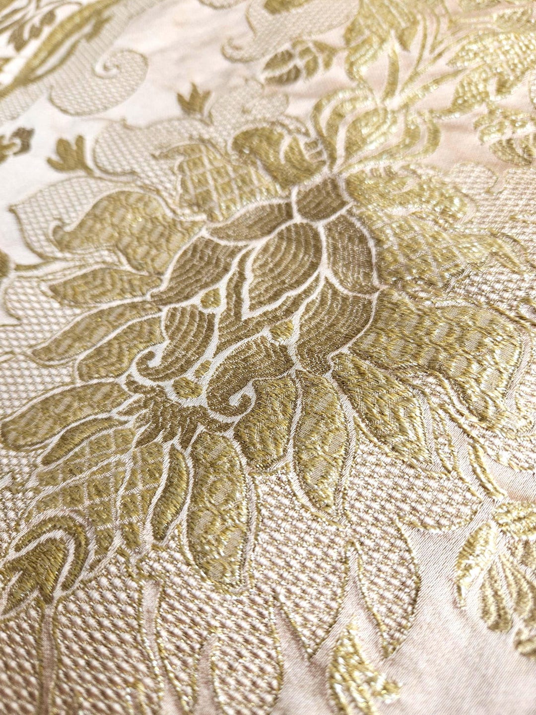 Pierre Frey Venetian Silk Lampas Fabric Remnant: Rialto Palazzo Rosa - Etsy