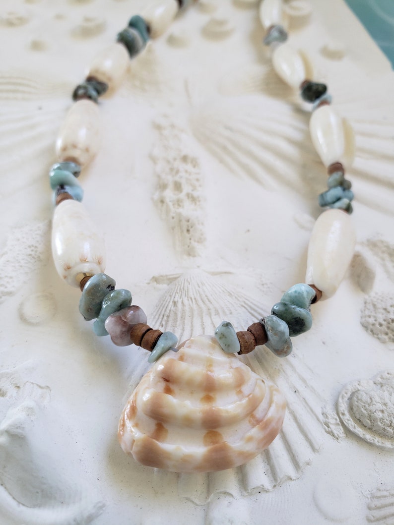 Imperial Venus and Olive Shell Surfers Necklace - Etsy