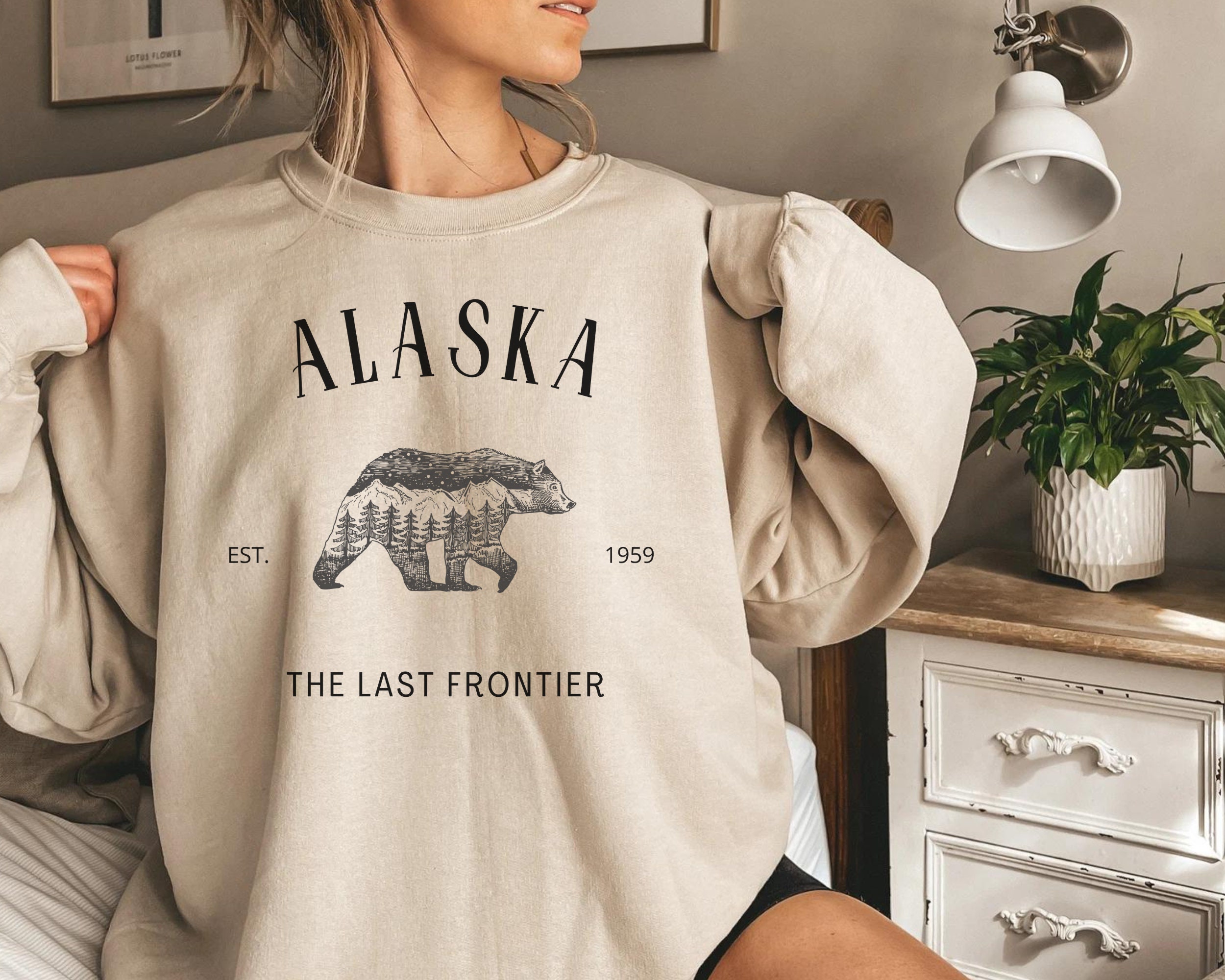 Vintage Alaska Sweatshirt | Alaska Sweatshirt, Alaska Sweater, Polar ...