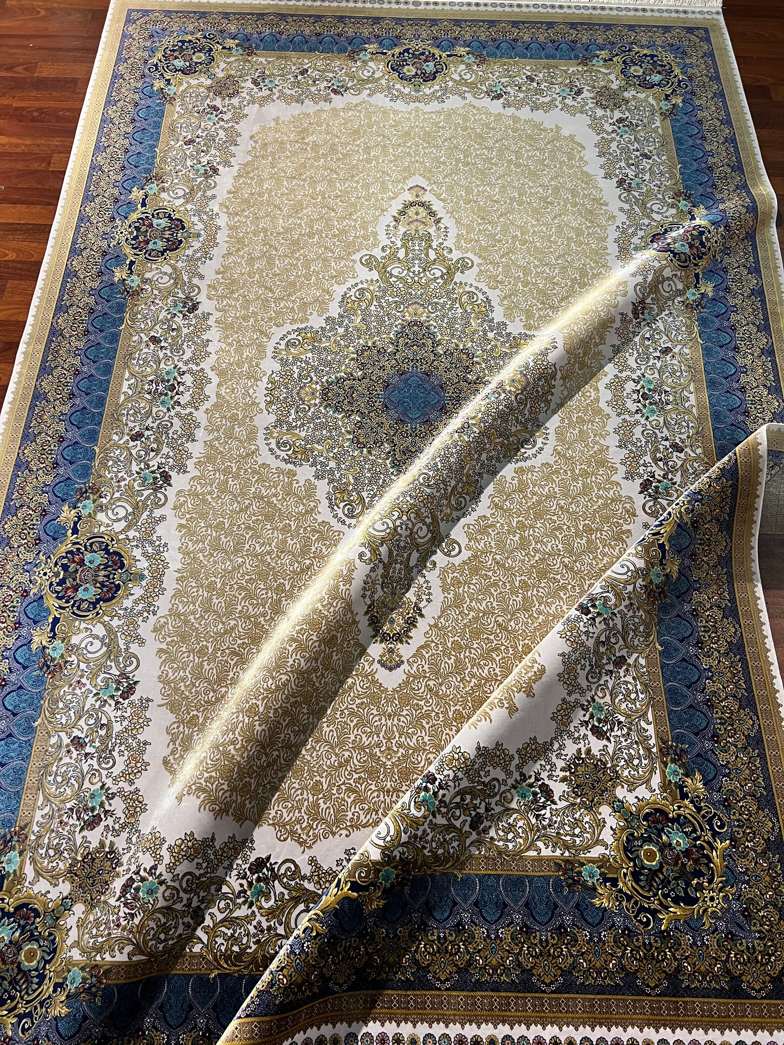 Blue Beige Persian Silk Rug, 7X10 Ft Luxury Silk Rug, Authentic Pattern ...