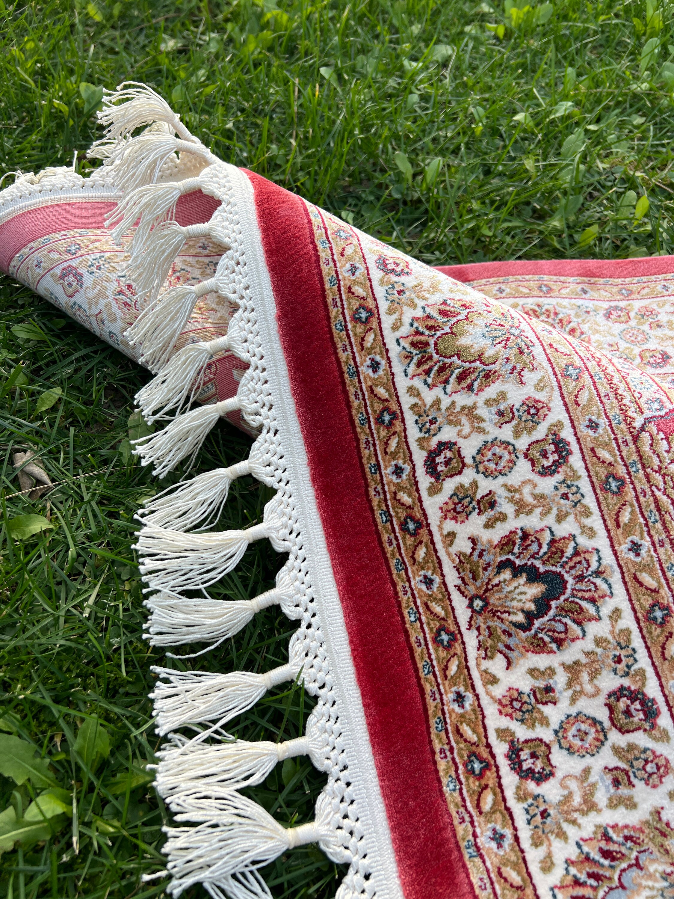 2.74 X 4.12 Red Beige Silk Prayer Mat, Luxury Muslim Prayer Rug ...