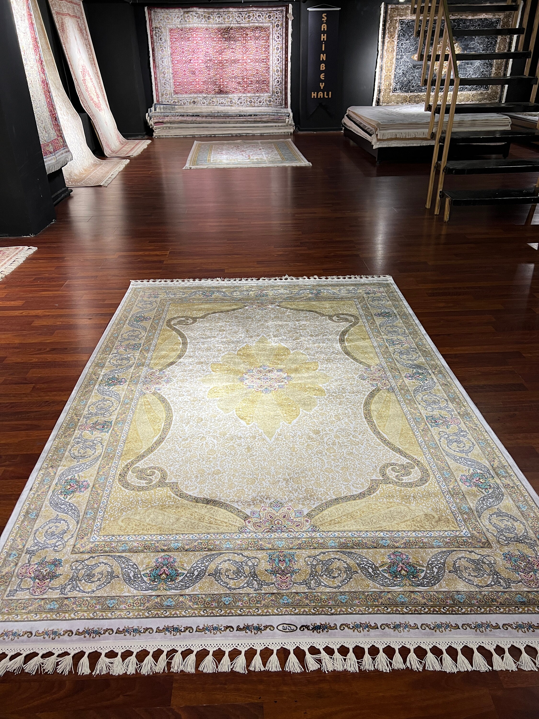 Premium Persian Design Silk Rug, 5x8ft Luxury Silk Rug Authentic Rug ...