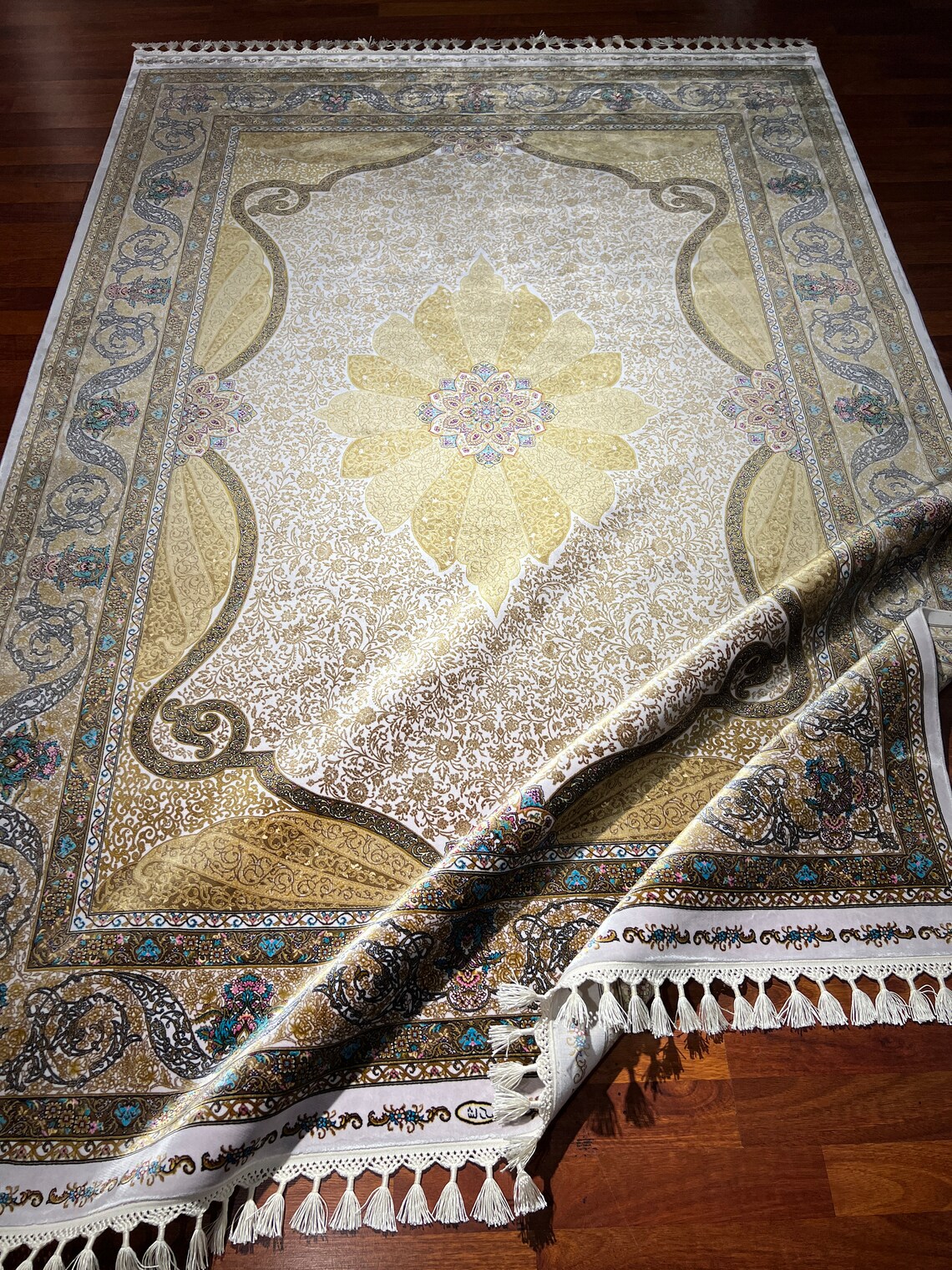 Premium Persian Design Silk Rug, 5x8ft Luxury Silk Rug Authentic Rug ...