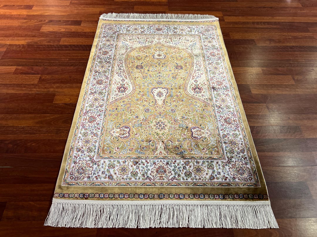 Bamboo Silk Prayer Mat, Luxury Muslim Prayer Rug, Islamic Prayer Mat ...