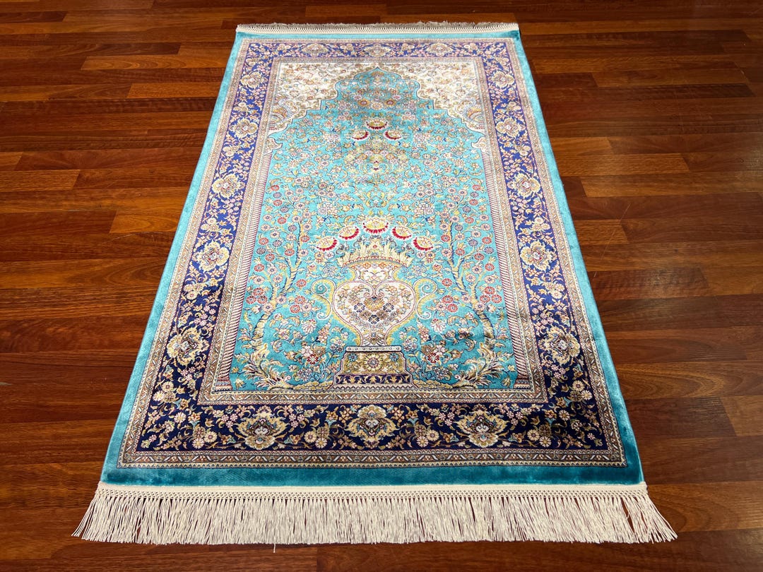 Blue Top Quality Silk Prayer Mat, Luxury Muslim Prayer Rug, Islamic ...