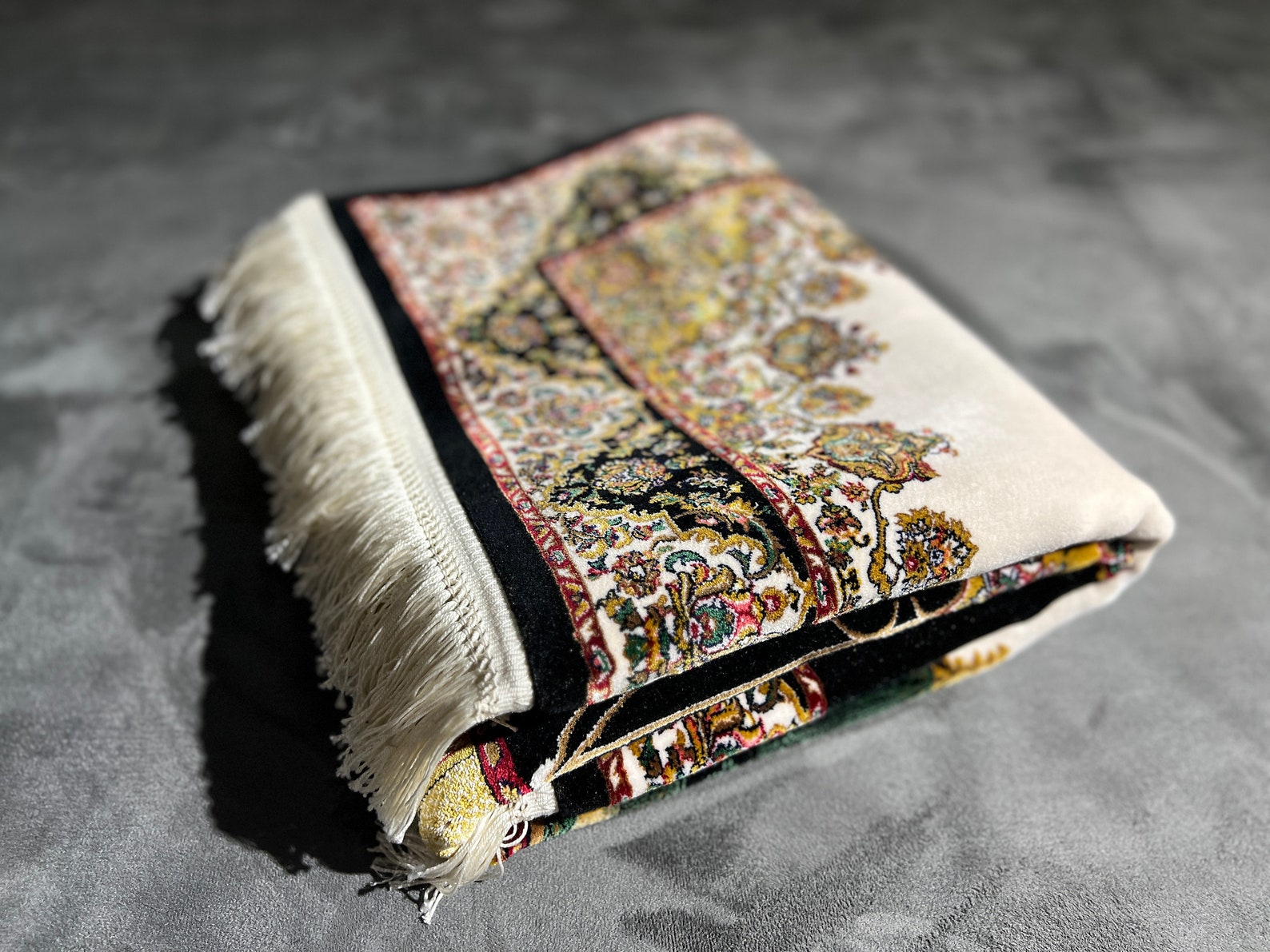 Silk Rug,prayer Mat,prayer,custom Rug, Sajjada Rug,silk Prayer Rug ...