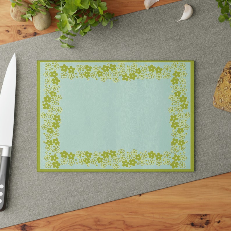 Vintage Pyrex Spring Blossom / Crazy Daisy Pattern Influenced Design ...