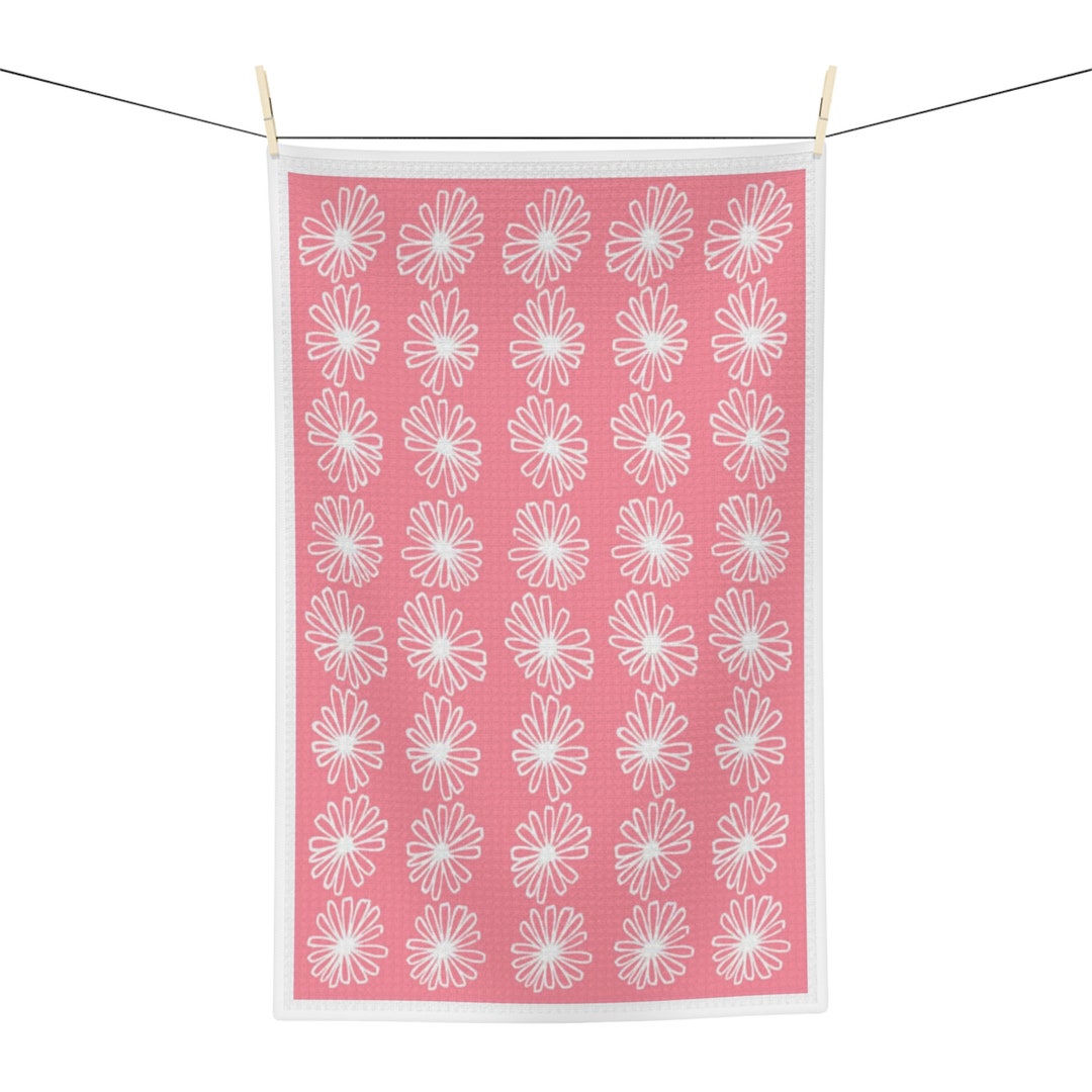 Vintage Pyrex Pink Daisy Style Pattern Influenced Design in Pink Style ...