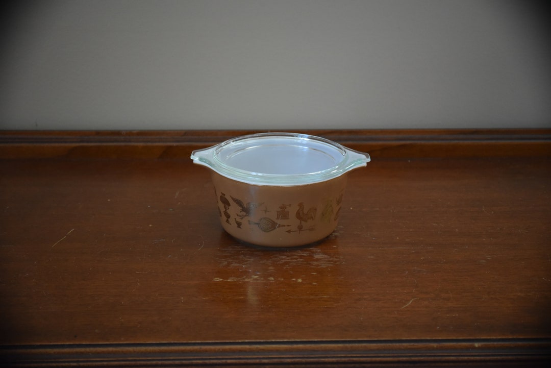 Vintage Pyrex Early American / Americana Brown and Gold Casserole Bowl ...
