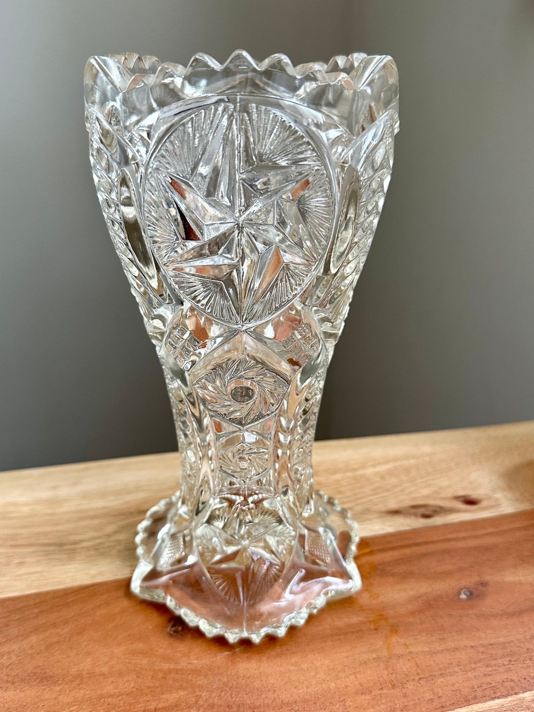 Vintage L.E. Smith 1960s Nortec Whirling Star Saw Tooth Edge Clear ...