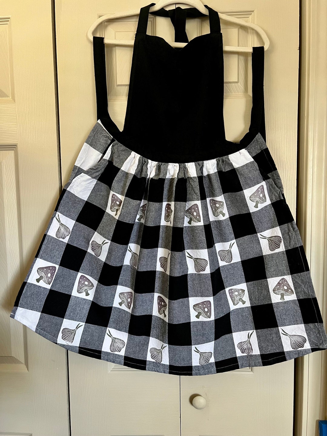 Mushroom & Garlic Purple Green Gradient Apron Flannel Block Print Hand ...