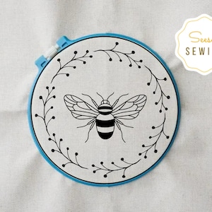 Bee Hand Embroidery Pattern: Floral Design (PDF Pattern) - Etsy
