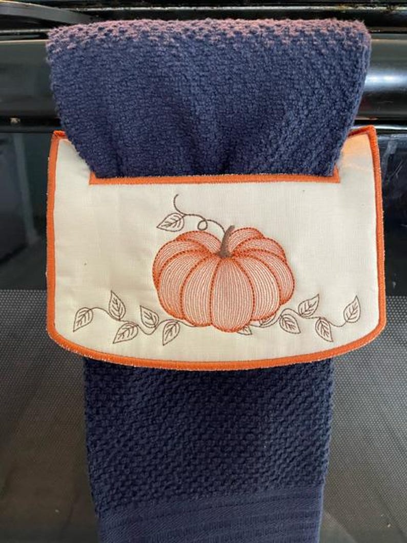 In-the-hoop Towel Topper Embroidery File - 5x7 Size - Digital Download ...