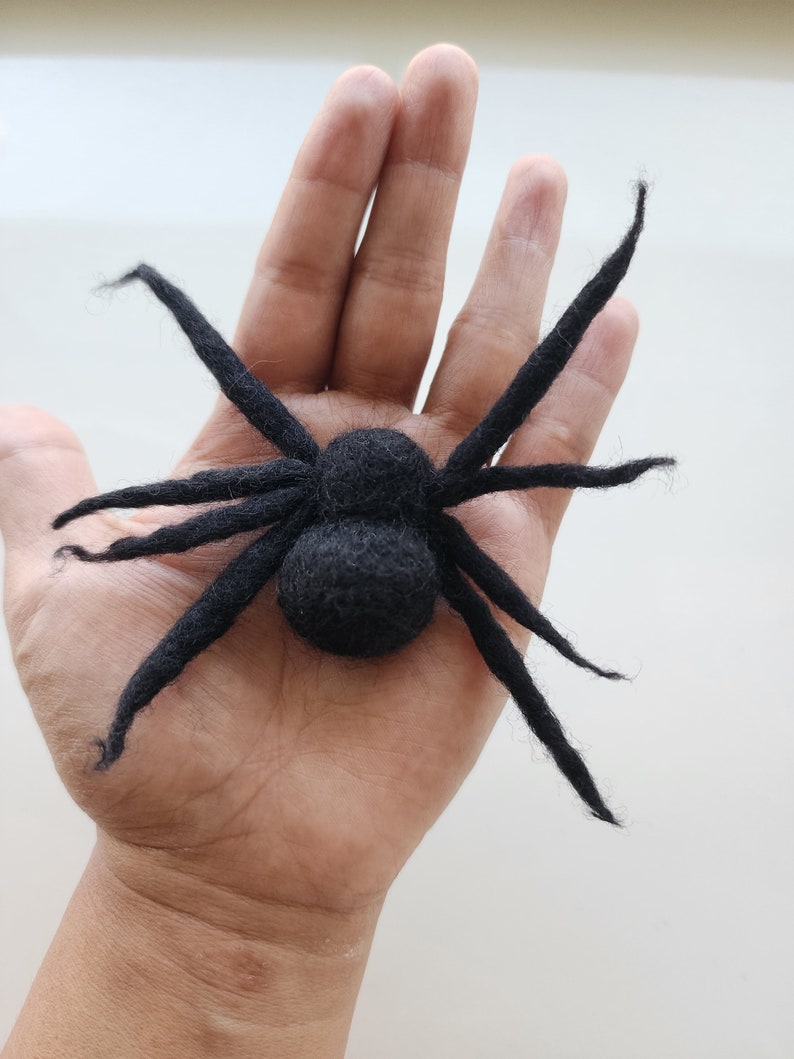 Halloween Prop Wool Felting Spider Photography Props Horror Scene Prank ...
