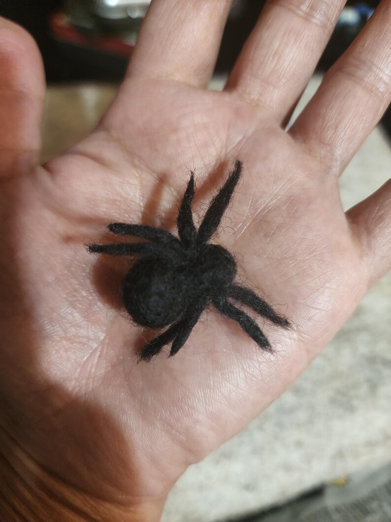 Halloween Prop Wool Felting Spider Photography Props Horror Scene Prank ...