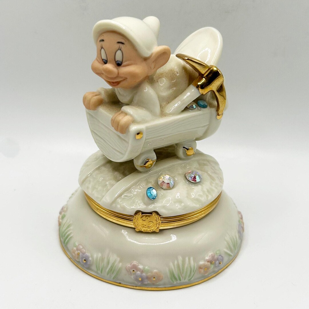 Lenox Treasures Disney Snow White Dopey Porcelain Treasure Trinket Box ...