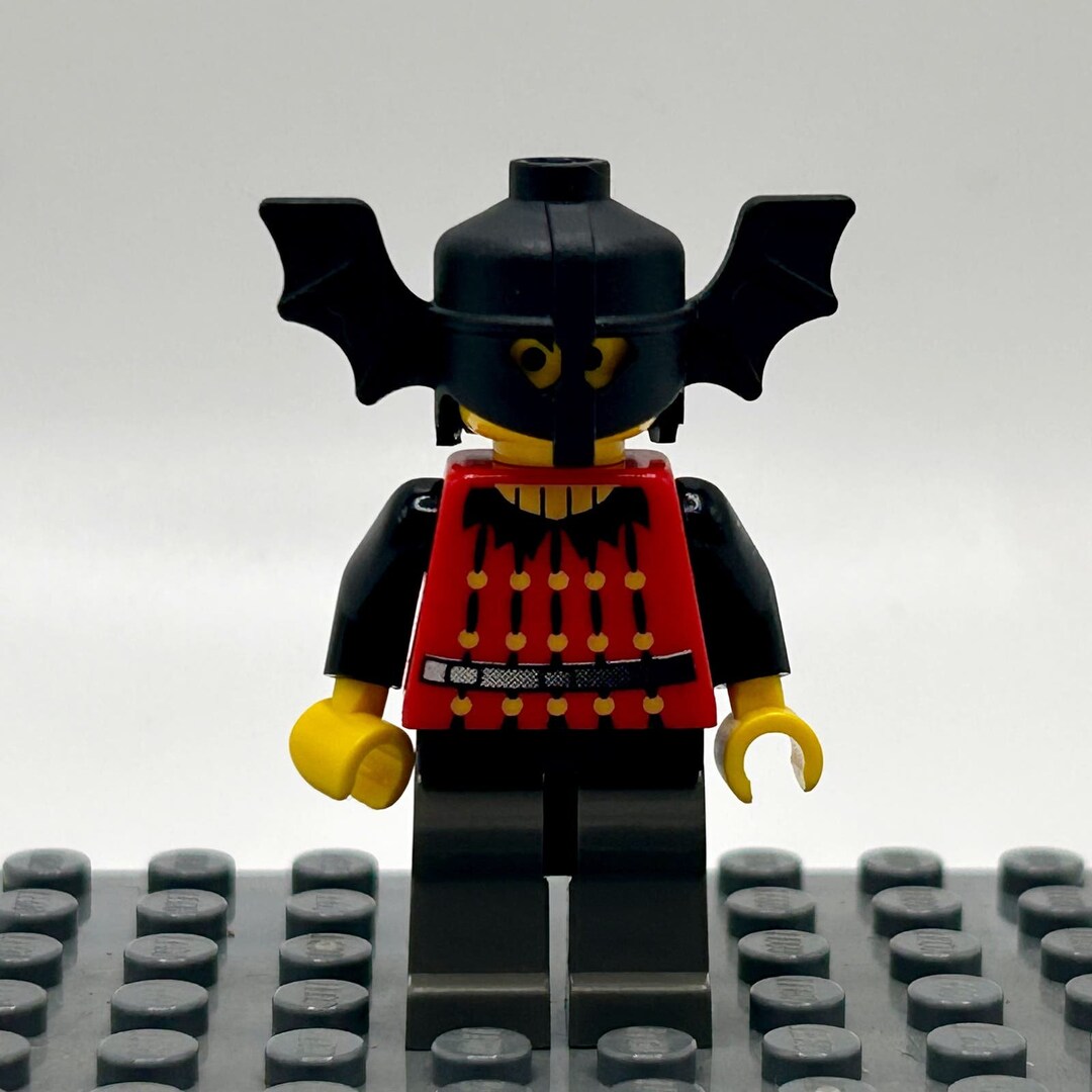 LEGO Bat Lord Minifigure Castle Fright Knights 2848 2539 2540 6031 9376 ...