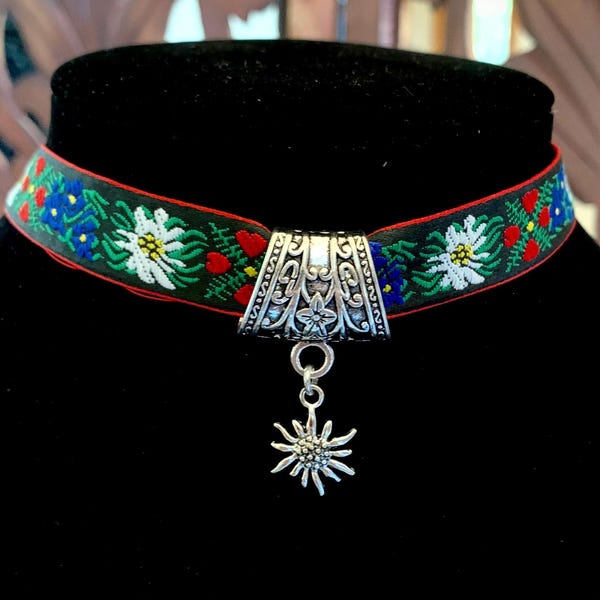 Edelweiss Necklace - Etsy