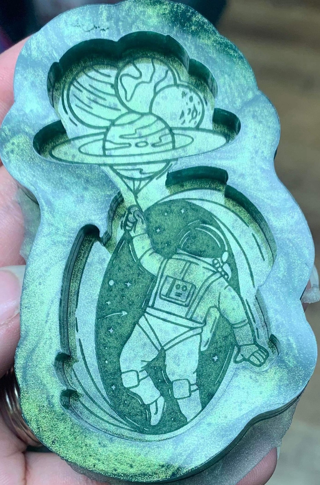 Planet Balloons With Astronaut in Space: Epoxy Resin Custom Silicone ...