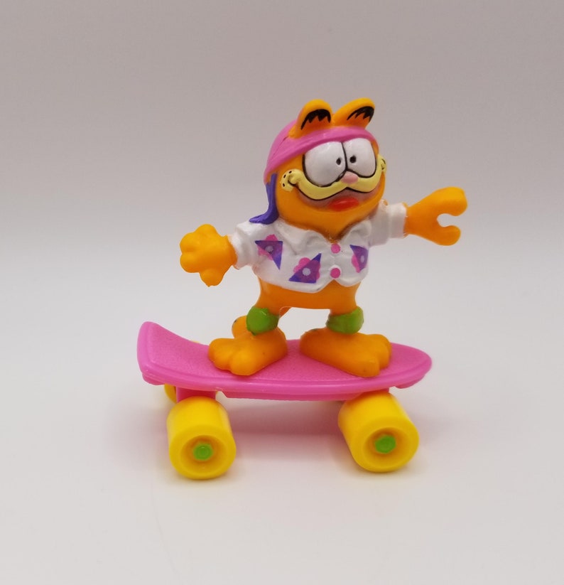Vintage 1980's Garfield, Odie, Scooter, Skateboard Figurines - Etsy