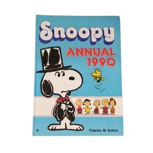 Snoopy 1990 Annual, Peanuts Charlie Brown - Vintage Book - Etsy