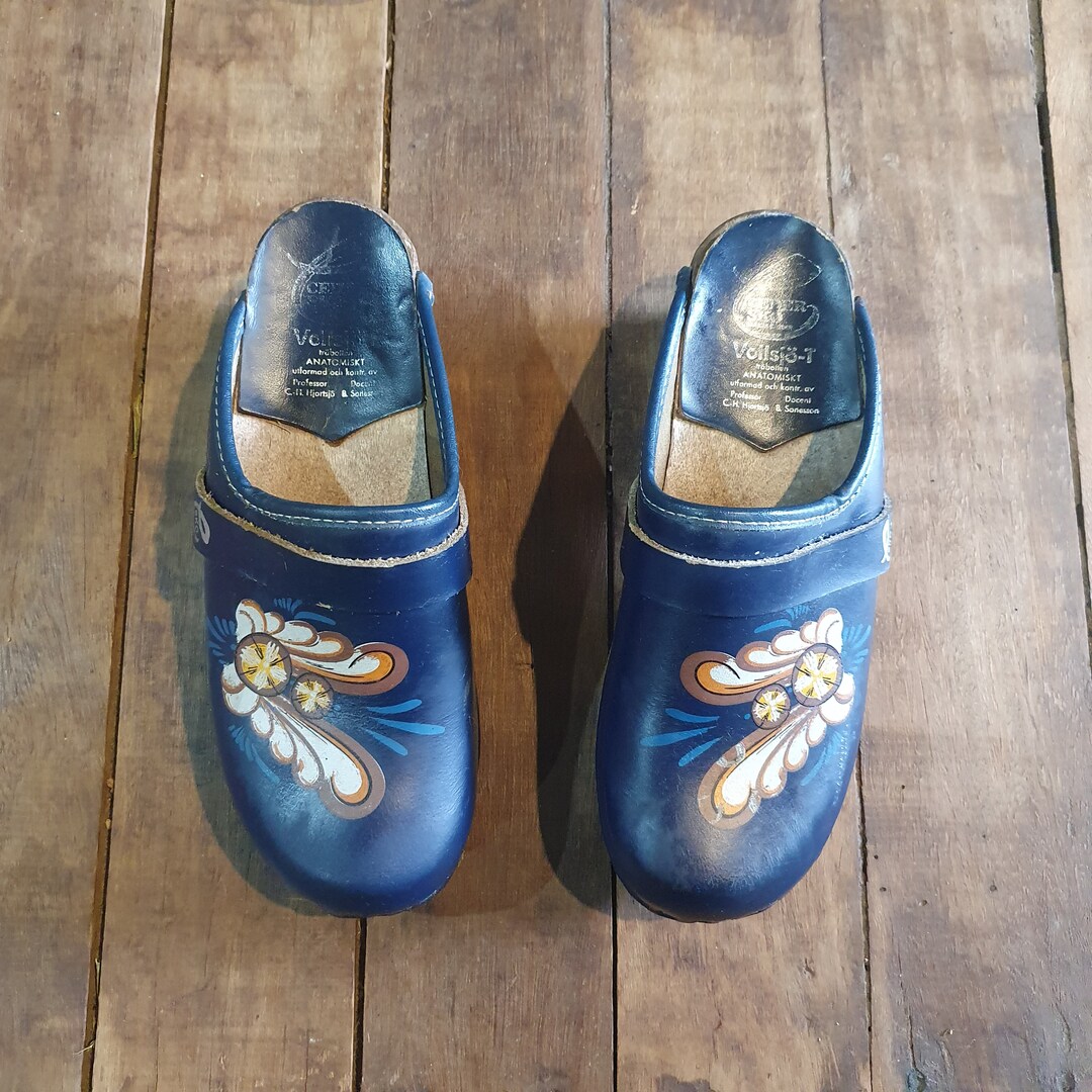 Vintage 1960s Handpainted Navy Leather Clogs by Swedish Brand Ceder-sko ...
