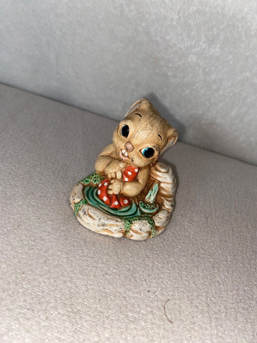 Woodlander Hand Painted Stoneware Mereside England Vicki Bunny Rabbit ...