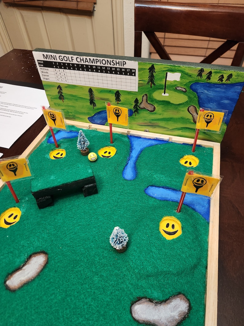 Miniature Golf Putt Putt Board Game - Etsy