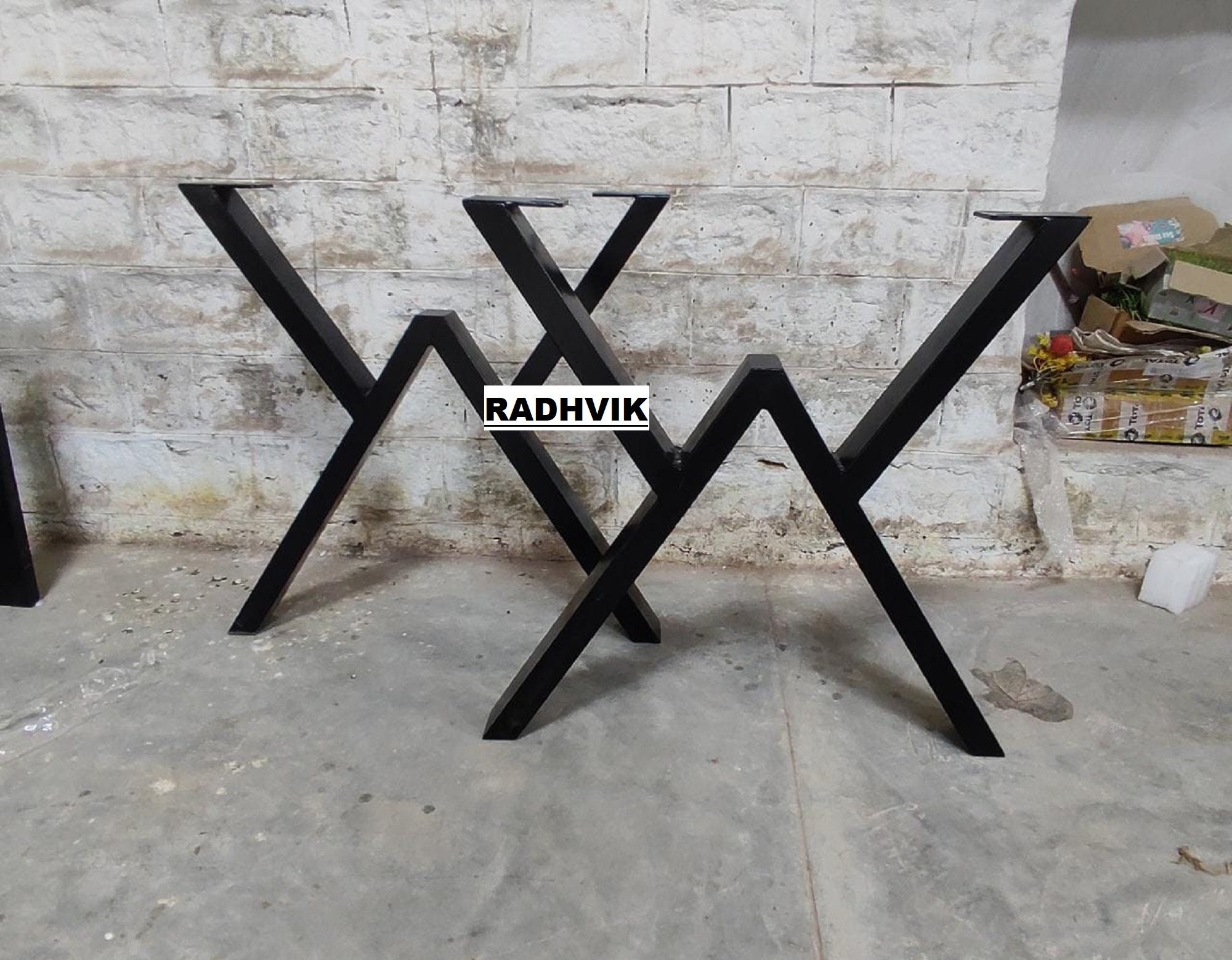 Wood Epoxy Resin River Dining Table: Handmade Acacia Center Table ...