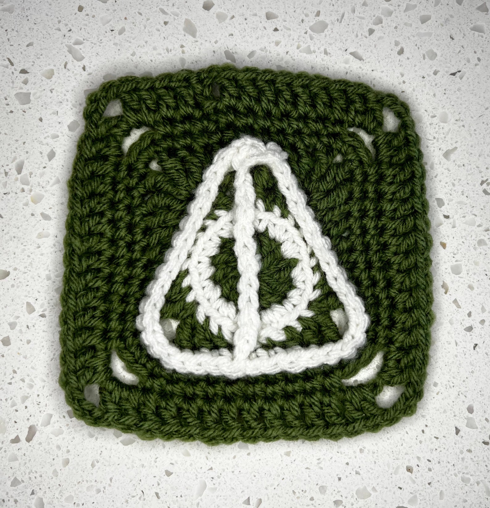 Deathly Hallows Granny Square Pattern - Etsy