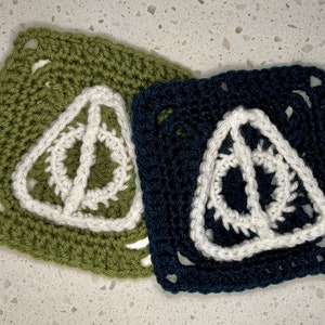 Deathly Hallows Granny Square Pattern - Etsy