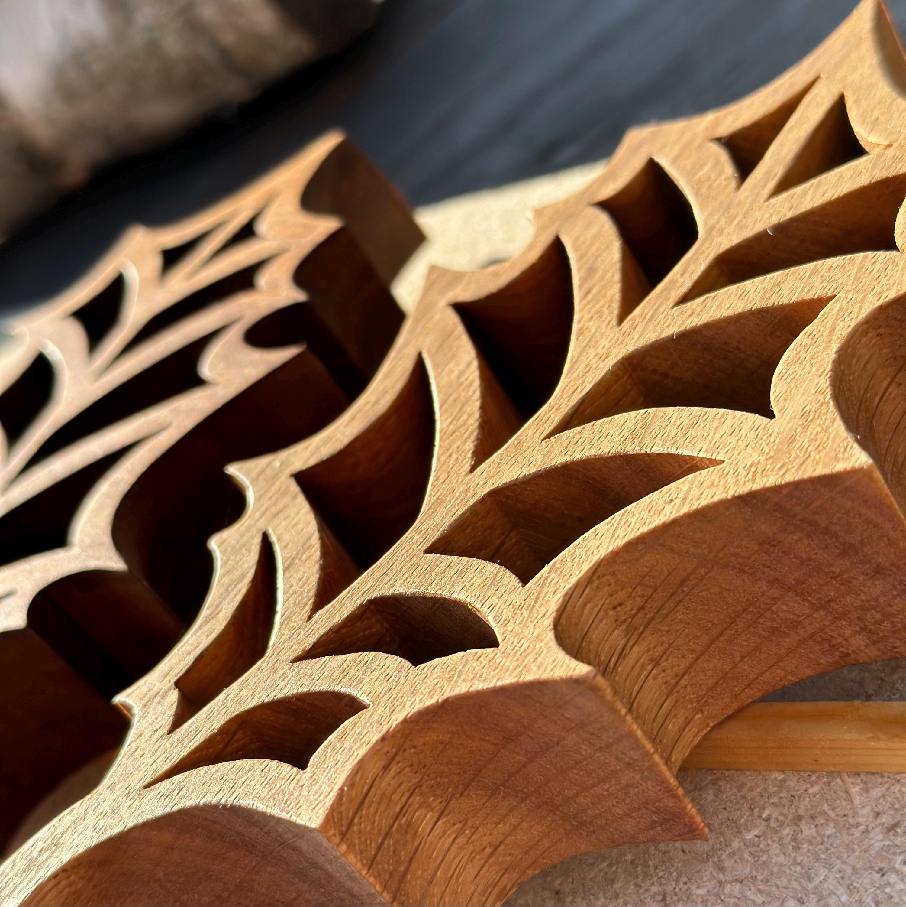 Holly Scroll Saw Pattern, Digital - Etsy