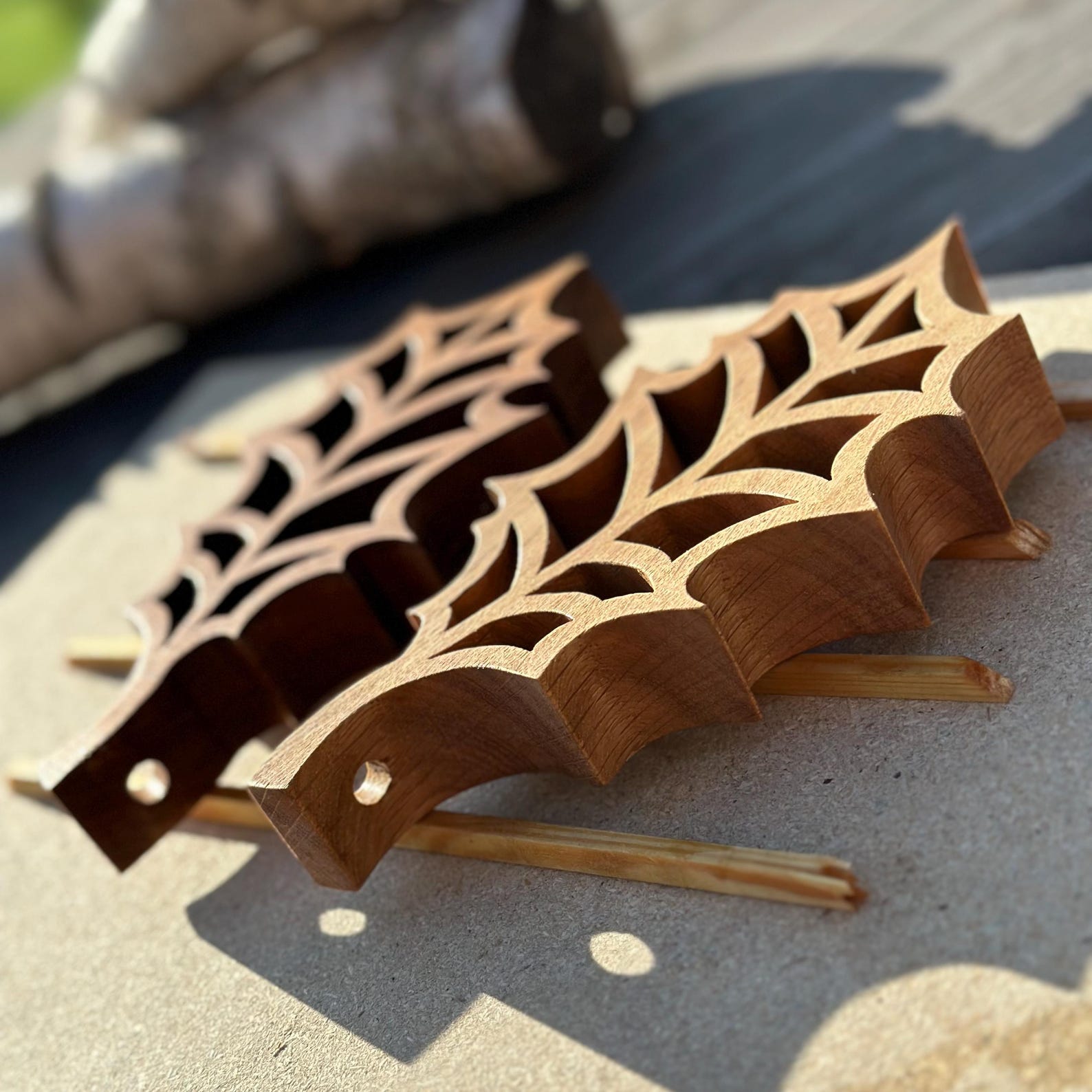 Holly in Thick Wood, Scroll Saw Pattern, Digital - Etsy