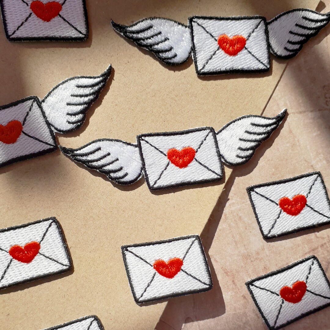 Iron-on Patch Love Letter With Heart and Wings Small Cute White Iron-on ...