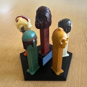 Vintage Pez Pentagon Display Replica for Footed Pez Dispensers (PEZ NOT ...