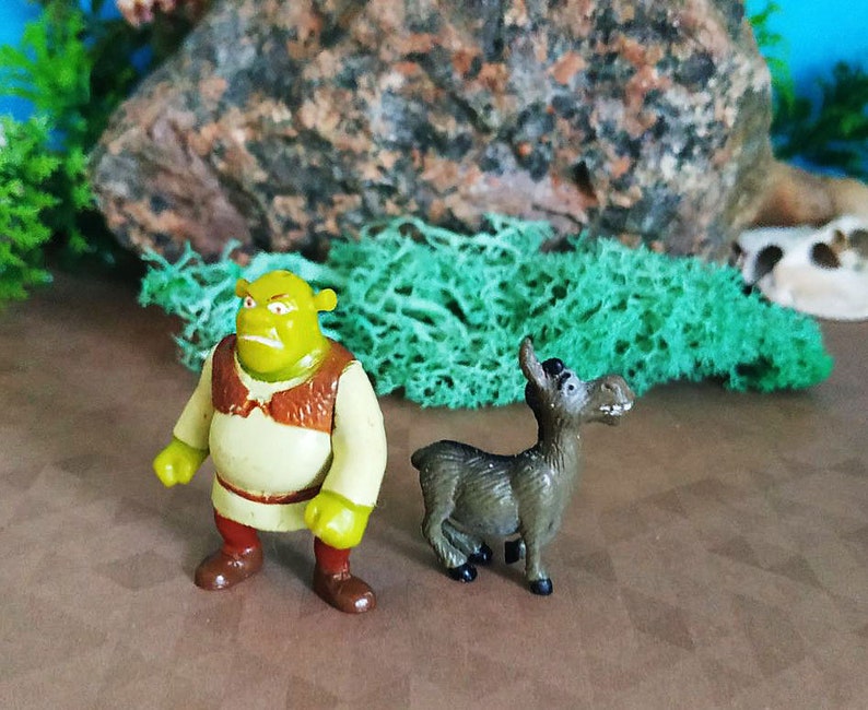 Set of 2 Pieces. Shrek. Famous Cartoon Character. Favorite of Many ...