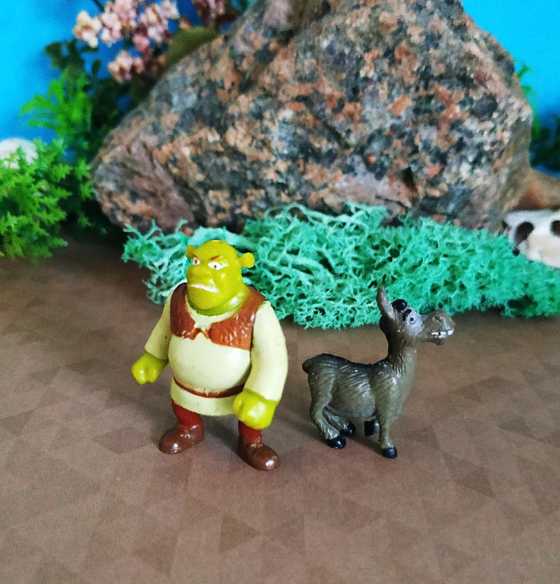 Set of 2 Pieces. Shrek. Famous Cartoon Character. Favorite of Many ...
