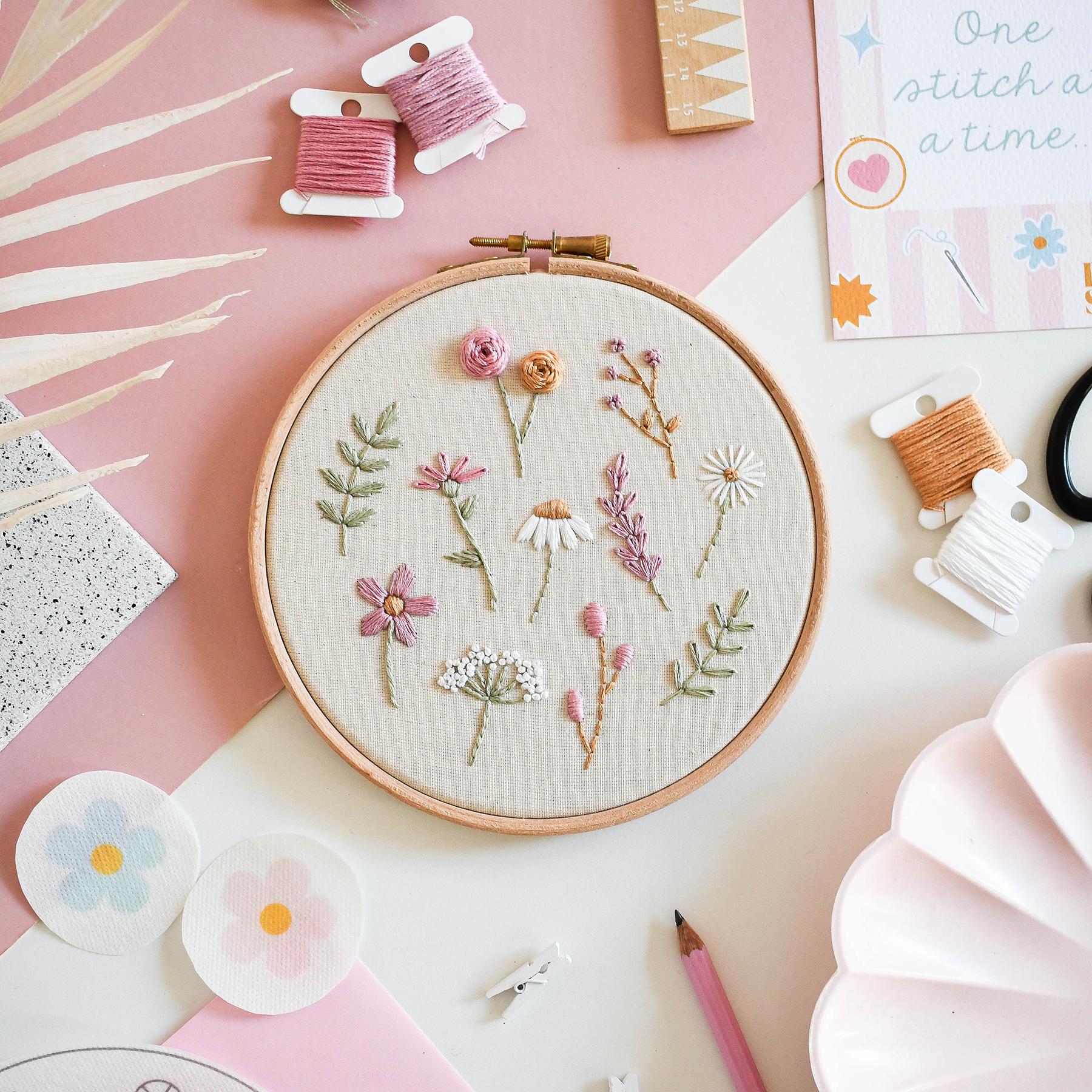 Wildflower Beginner Embroidery Pattern / Floral Embroidery Pattern ...