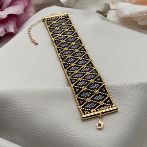 Miyuki Delica Beaded Bracelet Pattern | Even Count Peyote, Geometric ...