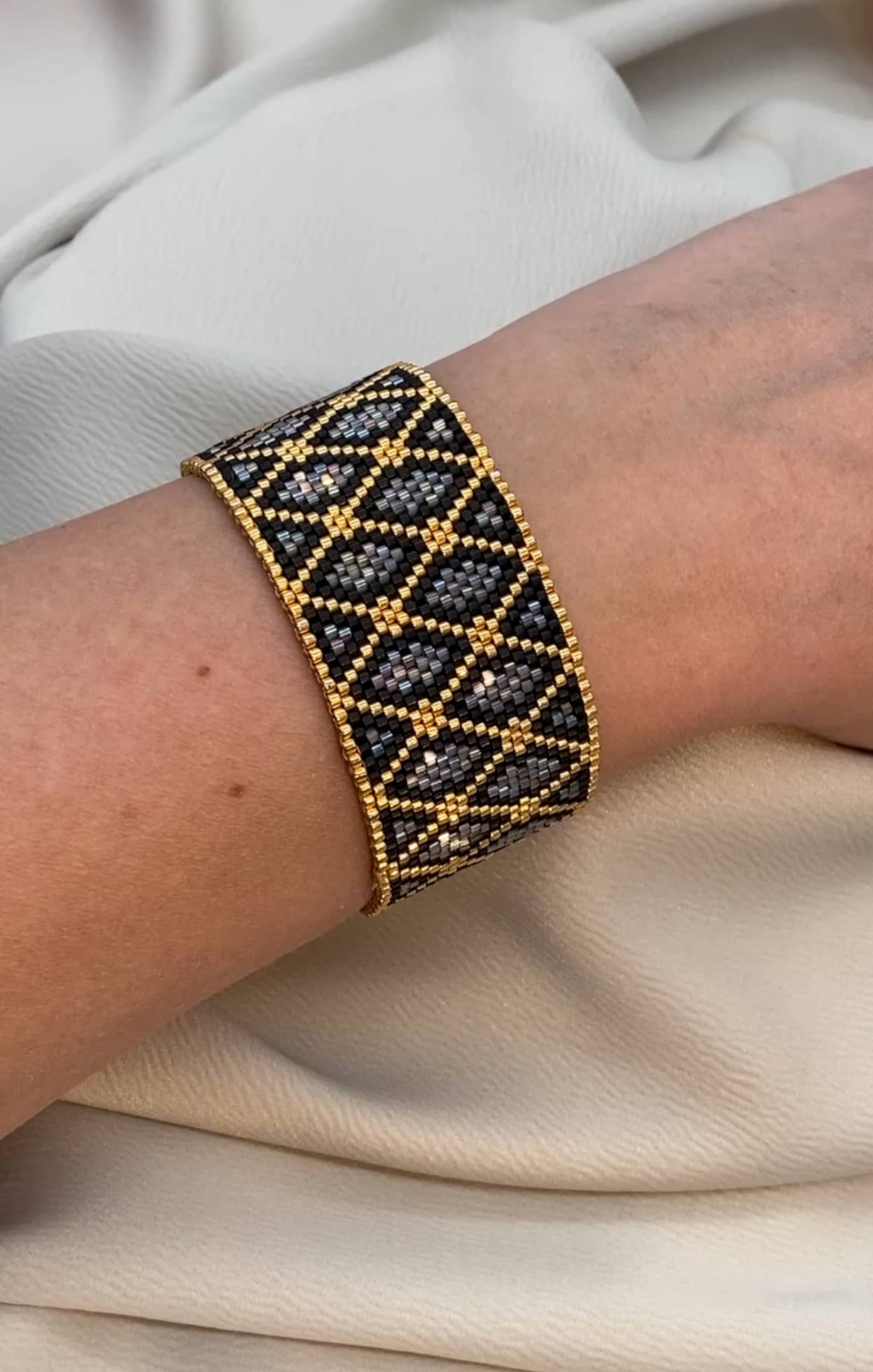 PDF Pattern Beaded Bracelet | Miyuki Delica Bracelet Diagram | Even ...