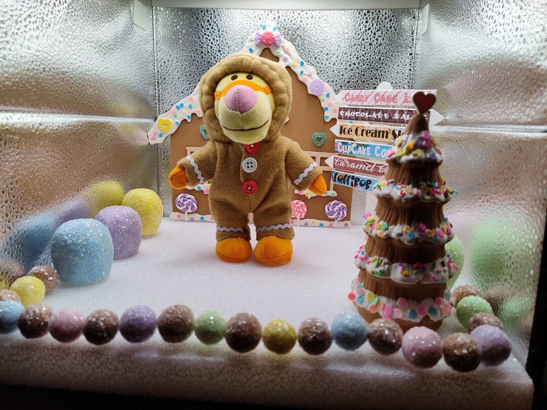 Sugar Rush! Gingerbread Onesie Romper Inspired Outfits for Your Nuimos ...